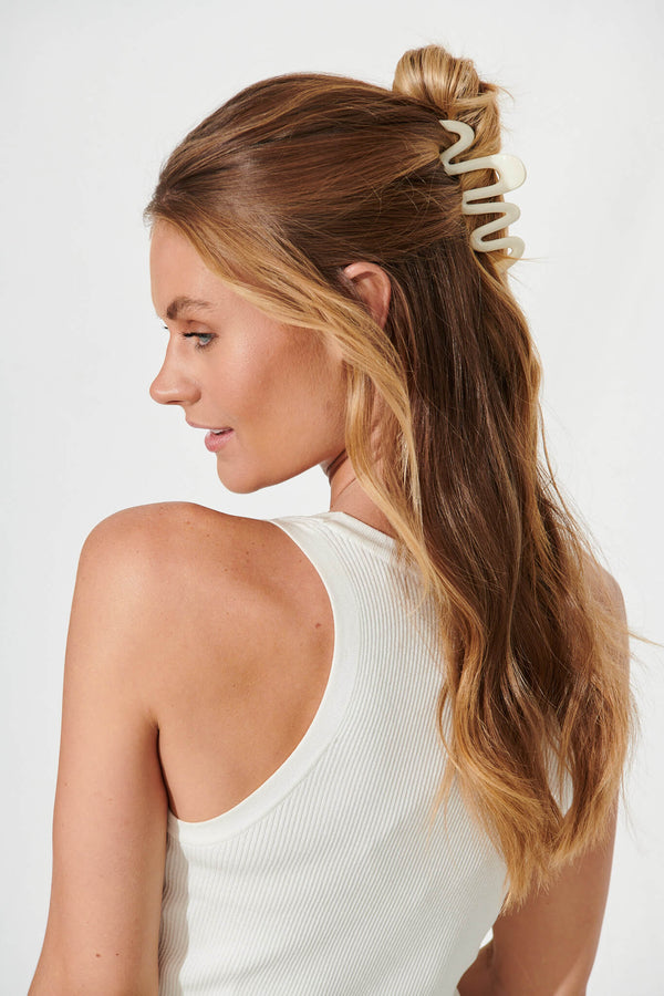 Alanis Hair Claw In Cream – St Frock