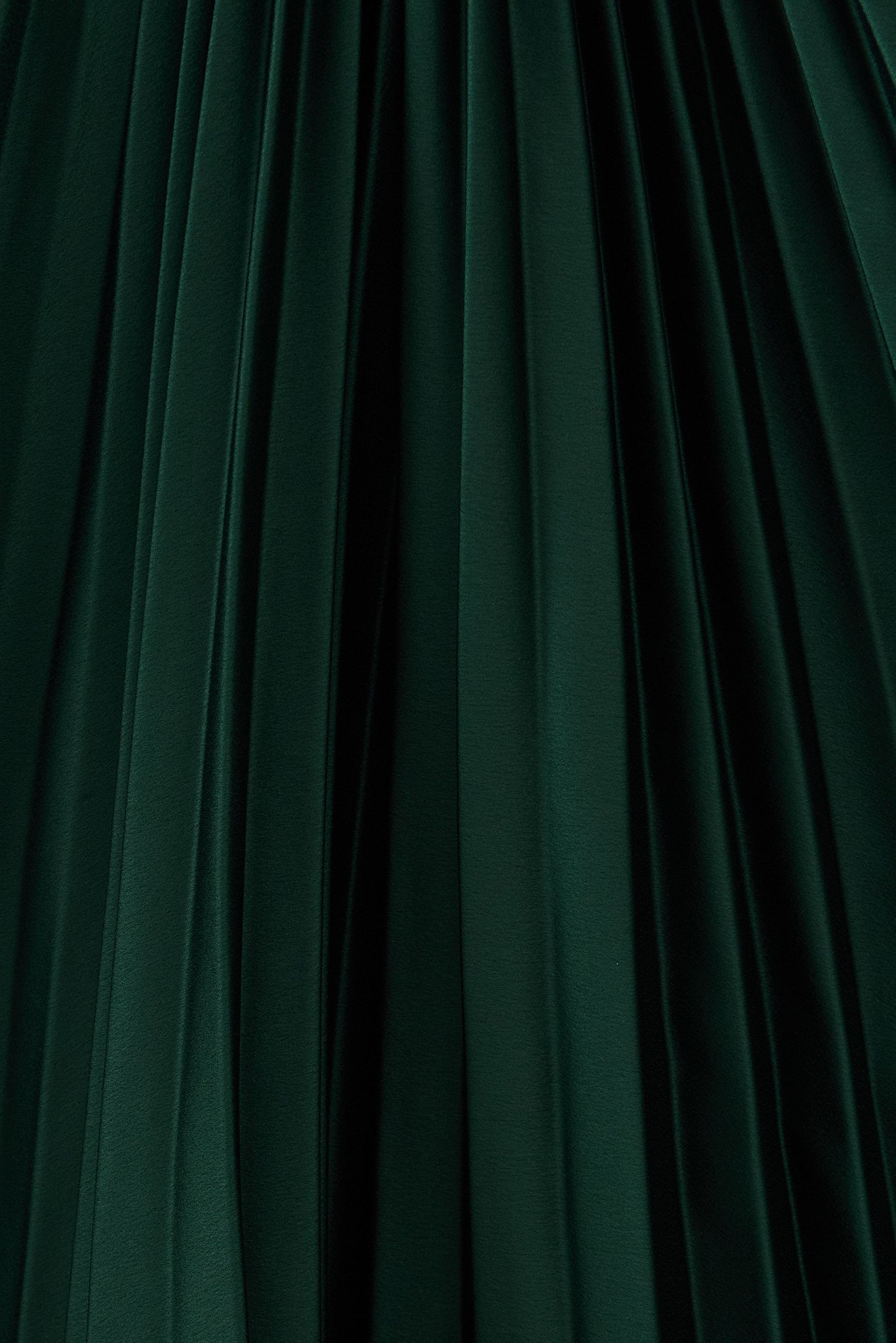 Anetta Midi Dress In Pleated Emerald Satin – St Frock